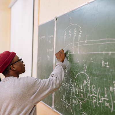 Coeficiente angular e linear - Matemática - Ensino Médio